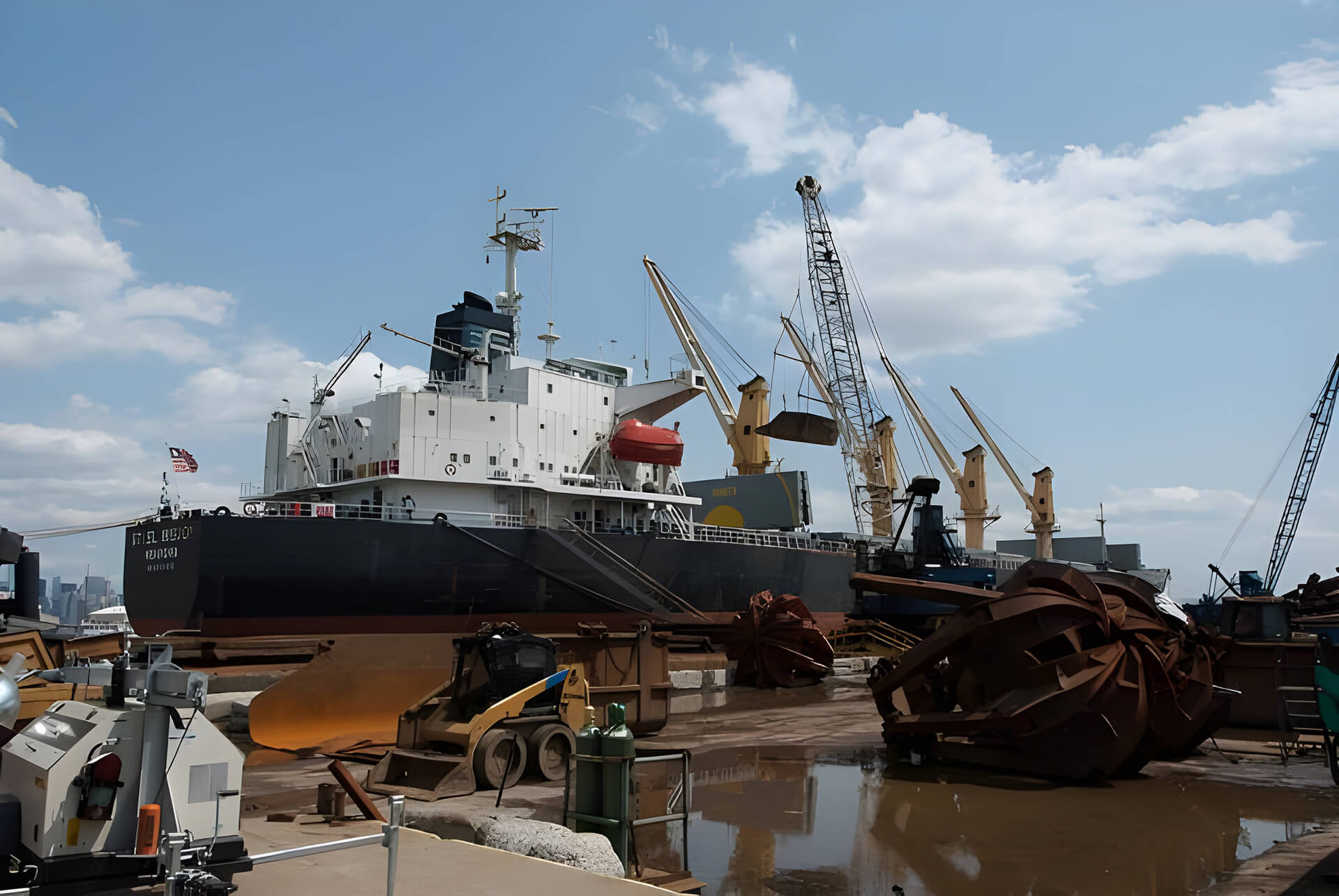 SteelShips LLC - Marine Drybulk Transportation Services